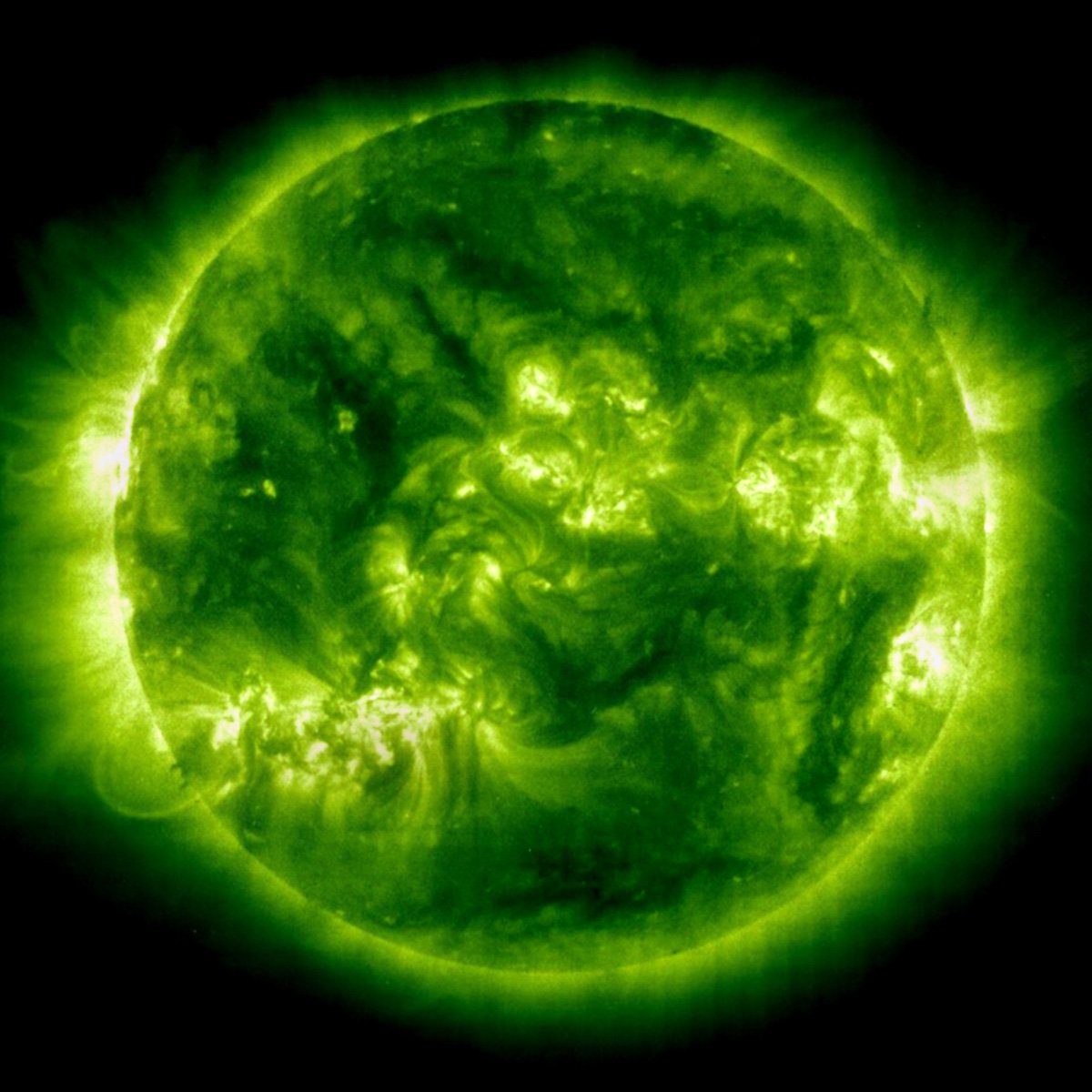 A stunning photo of Green Iron Sun | Sky Image Lab